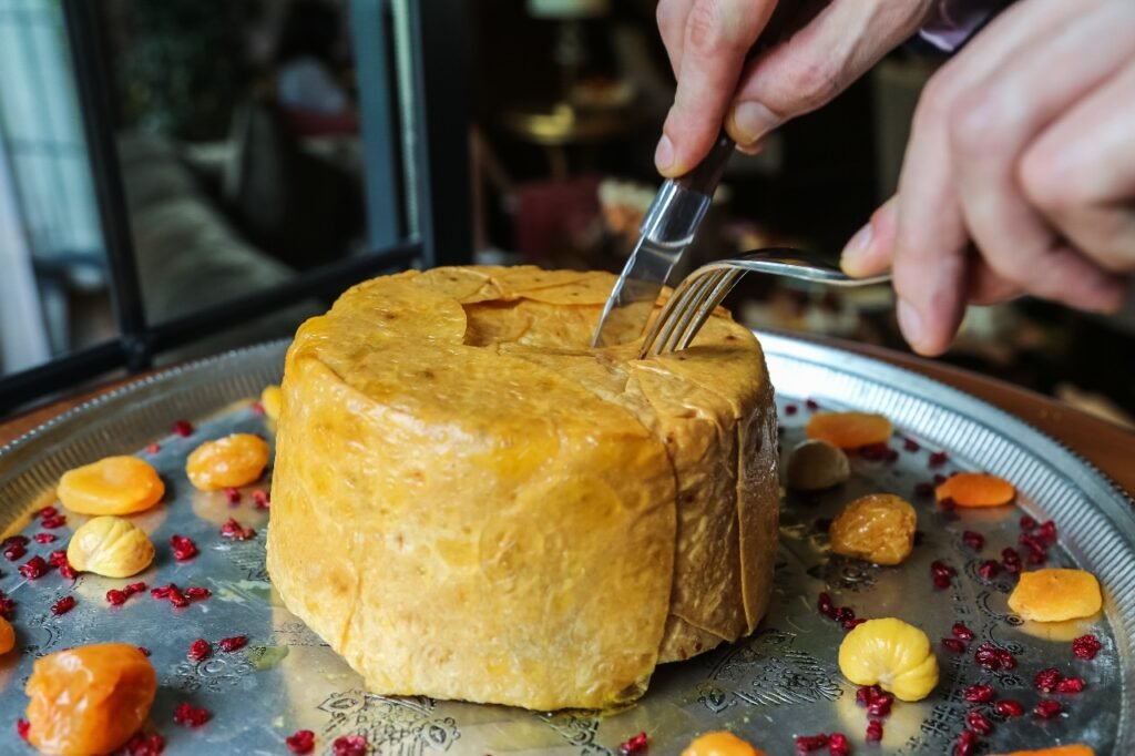 Colby Jack Cheese Explained: 8 Delicious Facts About This American ...